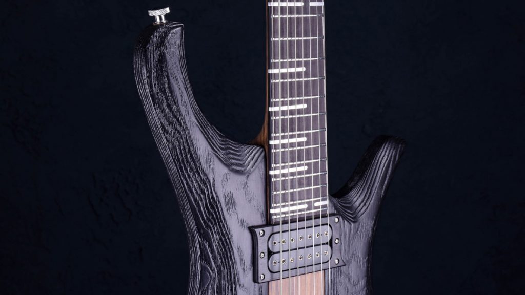7-STRING GUITAR - For a wider range of tones | Cyan Custom Guitars