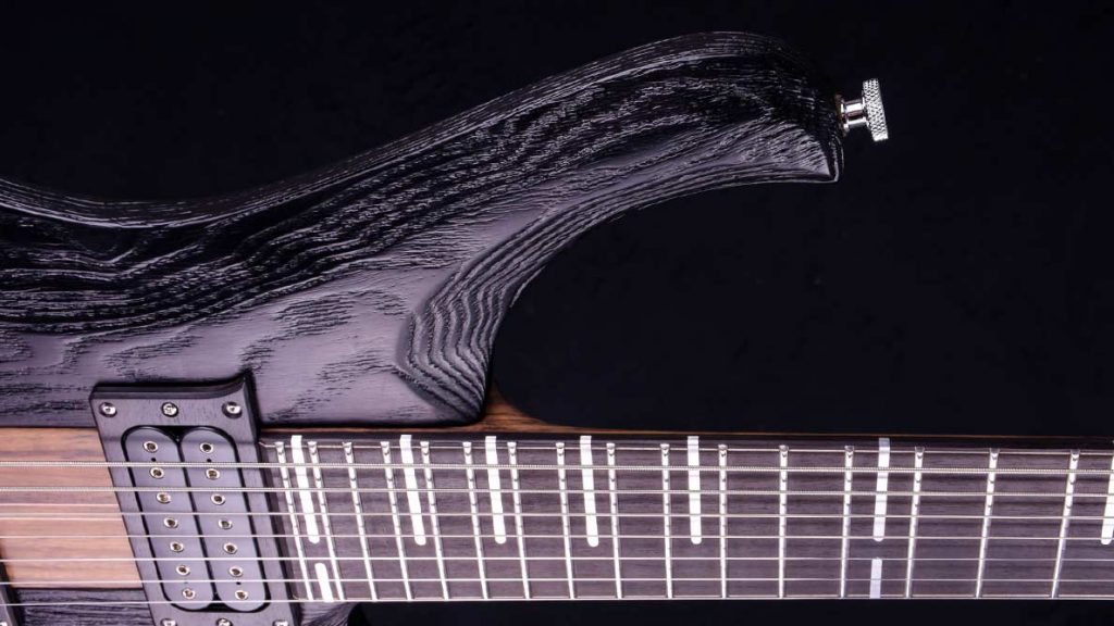 7-STRING GUITAR - For a wider range of tones | Cyan Custom Guitars