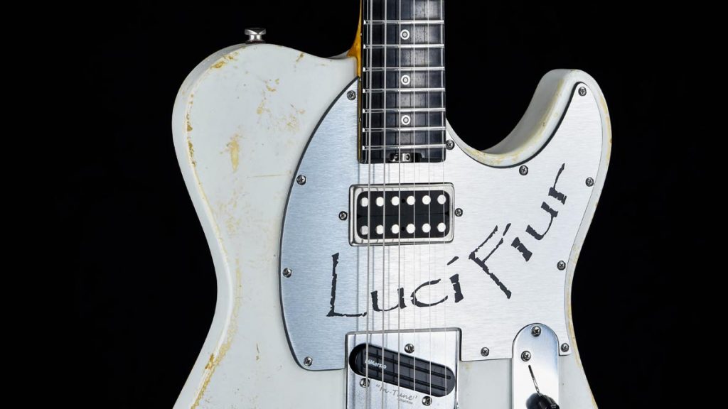 CUSTOMIZED GUITARS - GALLERY | Cyan Custom Guitars - Hamburg